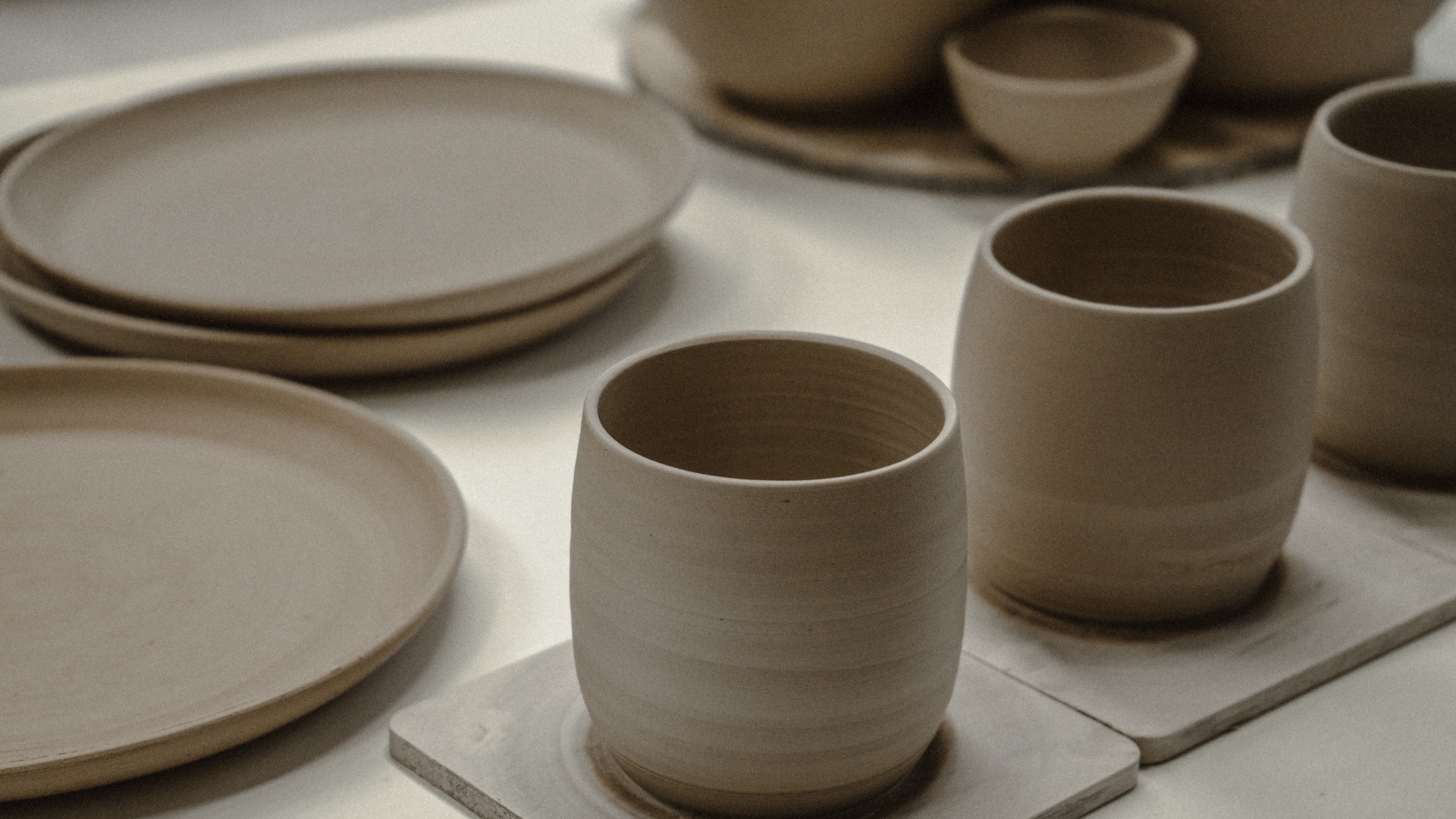 The History Of Dinnerware: From Ancient Ceramics To Modern Tables